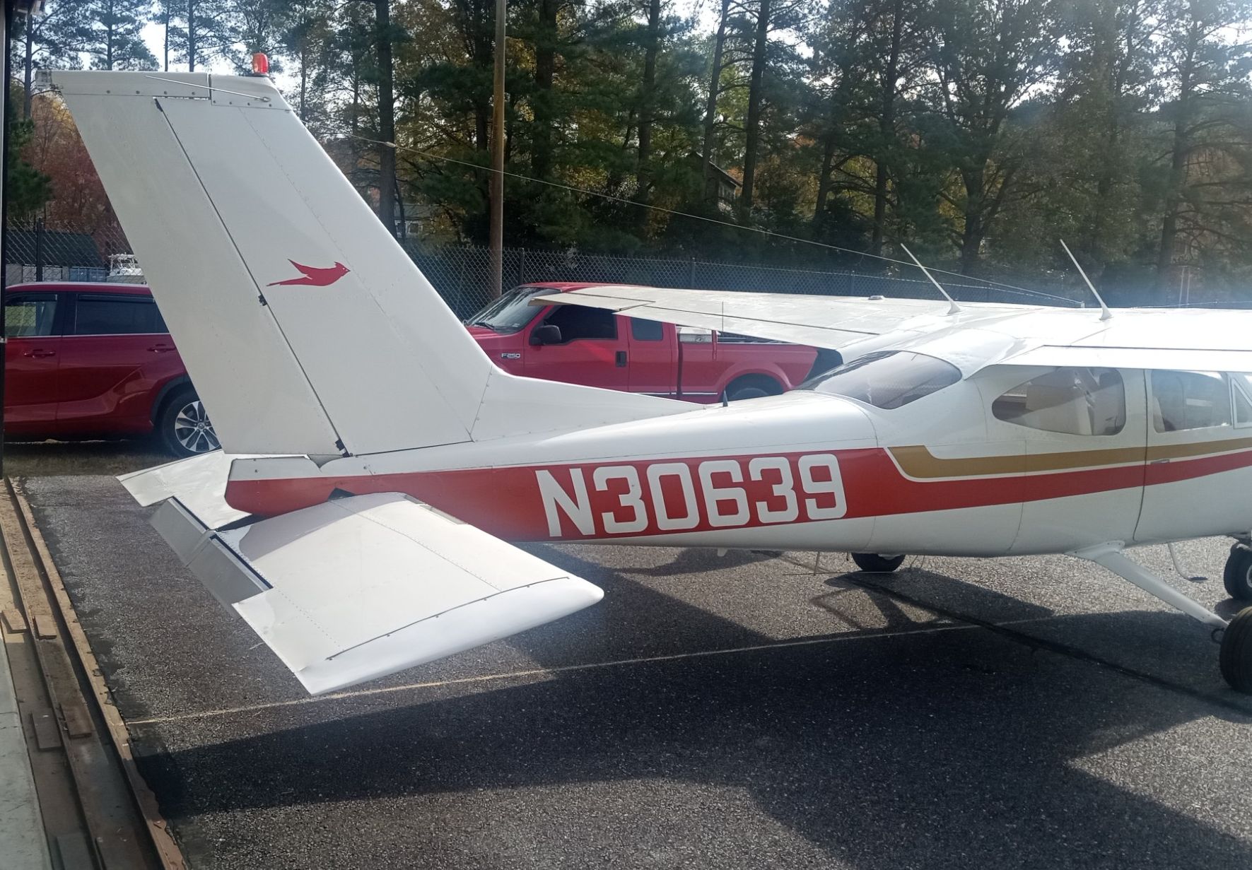 70 Cardinal B FG N30639